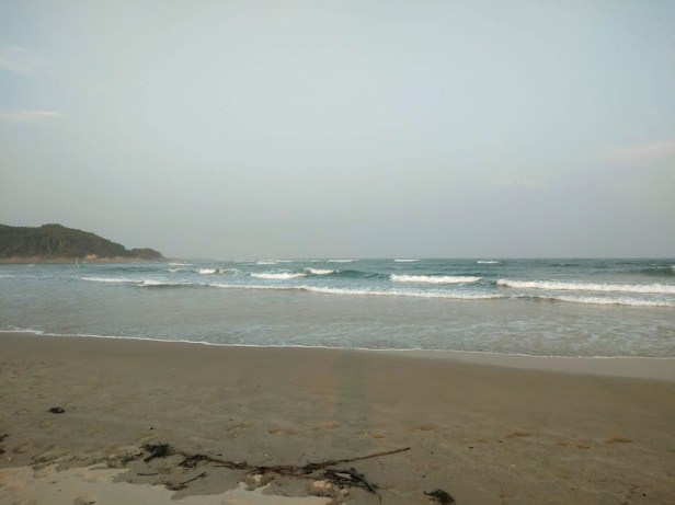 Gonubie beach walk, Gonubie (South Africa) – Wet and Dusty Roads