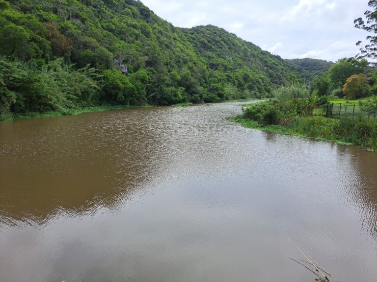 Four rivers of East London (South Africa) – Wet and Dusty Roads