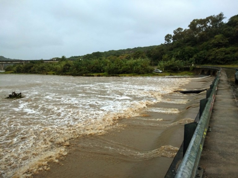 Four rivers of East London (South Africa) – Wet and Dusty Roads