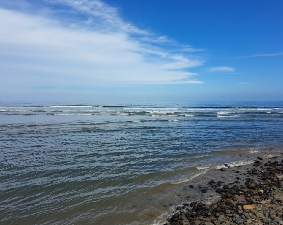 Gonubie Beach and Brazas Restaurant, East London (South Africa) – Wet ...