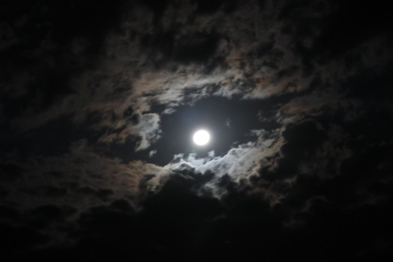 Mazeppa Bay, Eastern Cape Province (South Africa) – Wet and Dusty Roads