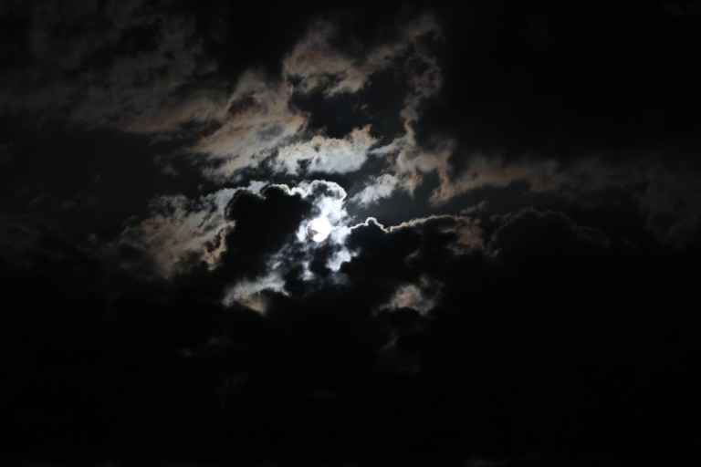 Mazeppa Bay, Eastern Cape Province (South Africa) – Wet and Dusty Roads